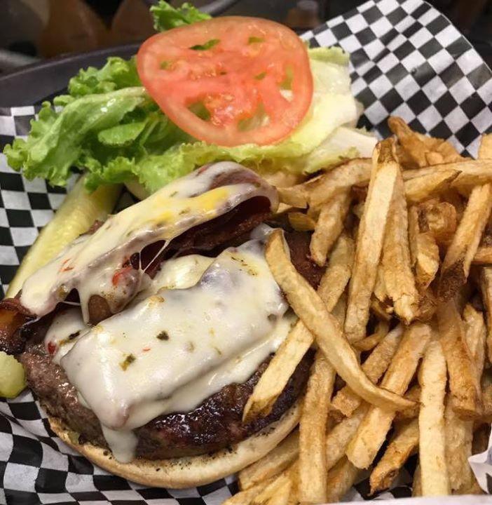 Erie Street Pub menu in Massillon, Ohio, USA