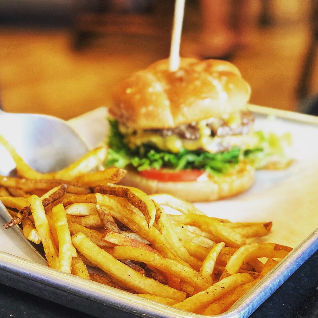 The Stand Arcadia Burger Shoppe menus in Phoenix, Arizona, United States
