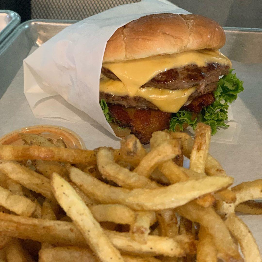 The Stand Arcadia Burger Shoppe menus in Phoenix, Arizona, United States