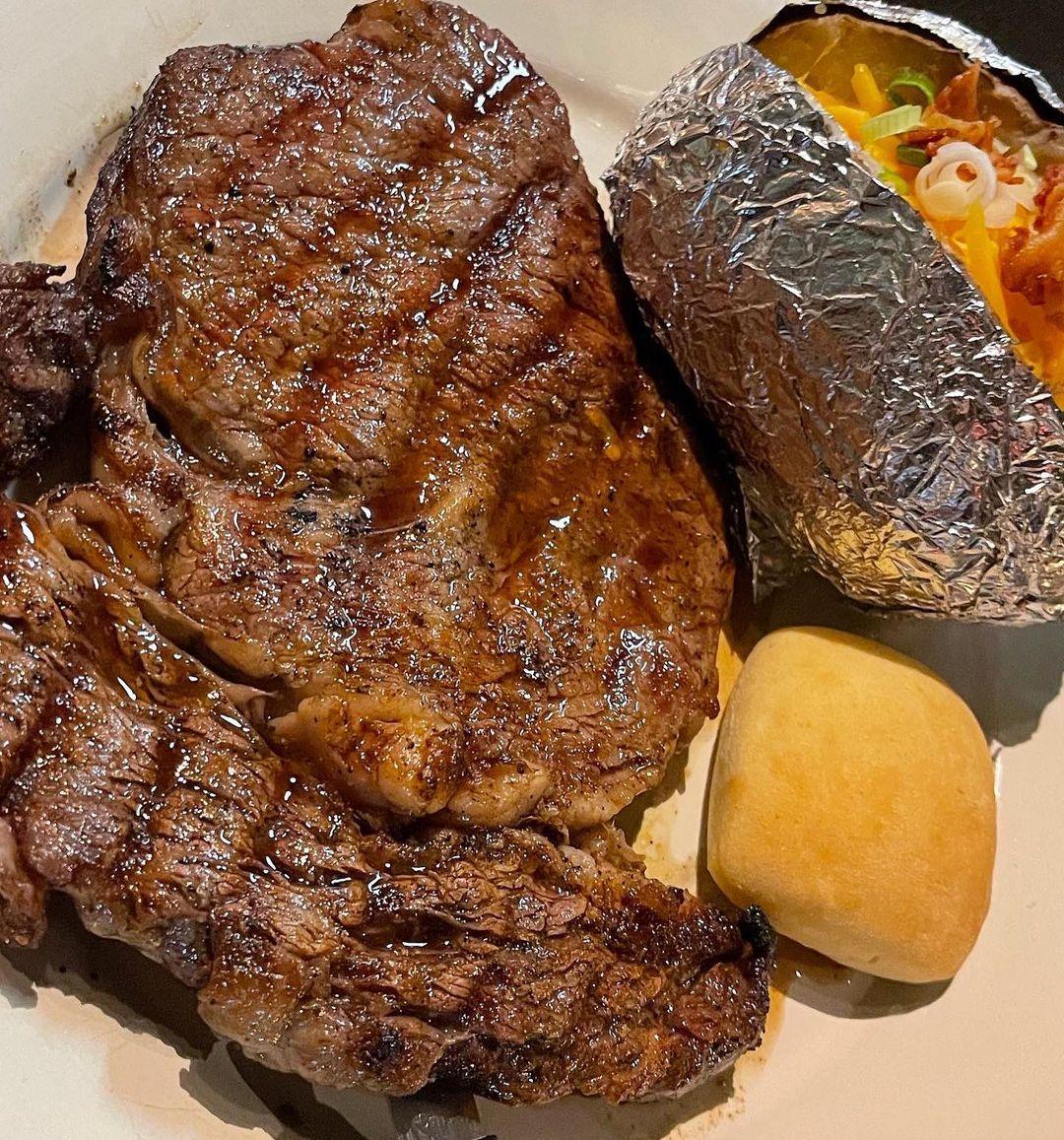 333 Restaurant menu in Grenada, Mississippi, USA