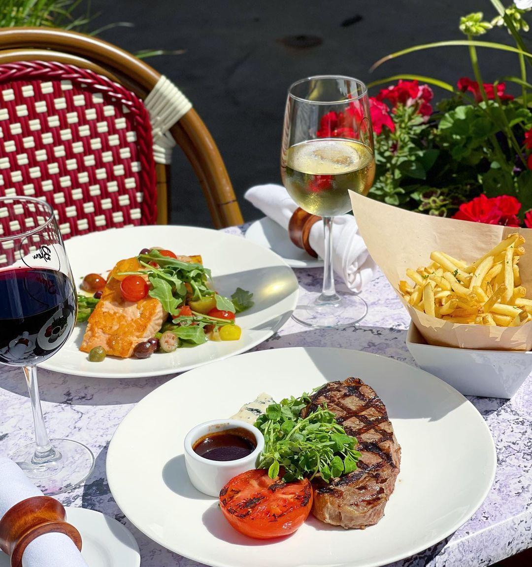 Bleu menus in Mashpee, Massachusetts, United States