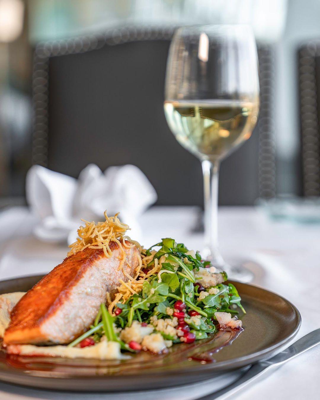 Vintana Wine + Dine menu in Escondido, California, USA