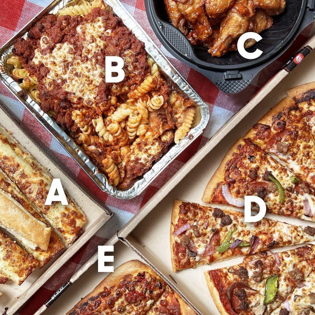 Pizza Hut menu in Plano, Illinois, USA