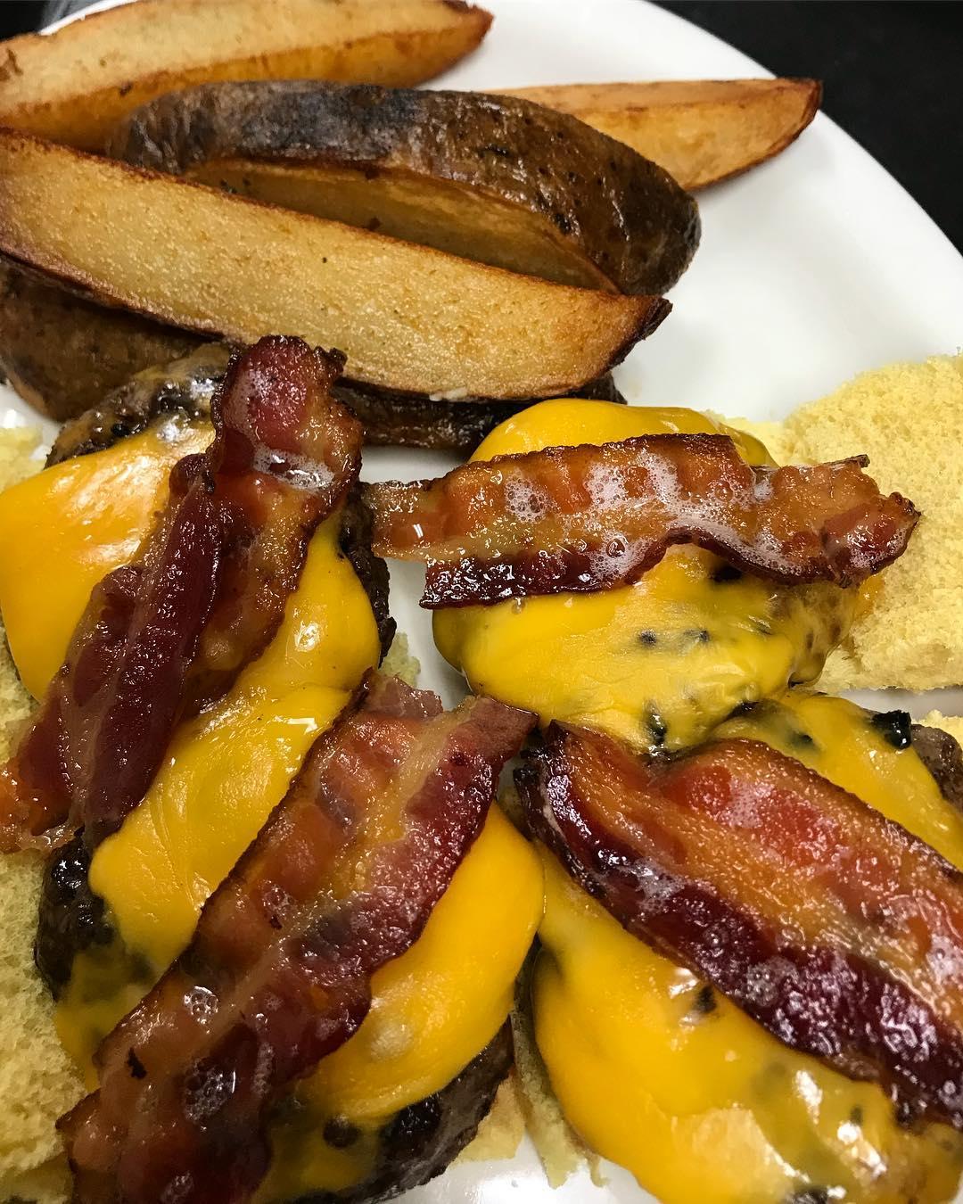 Four Winds Restaurant menu in Manasquan, New Jersey, USA