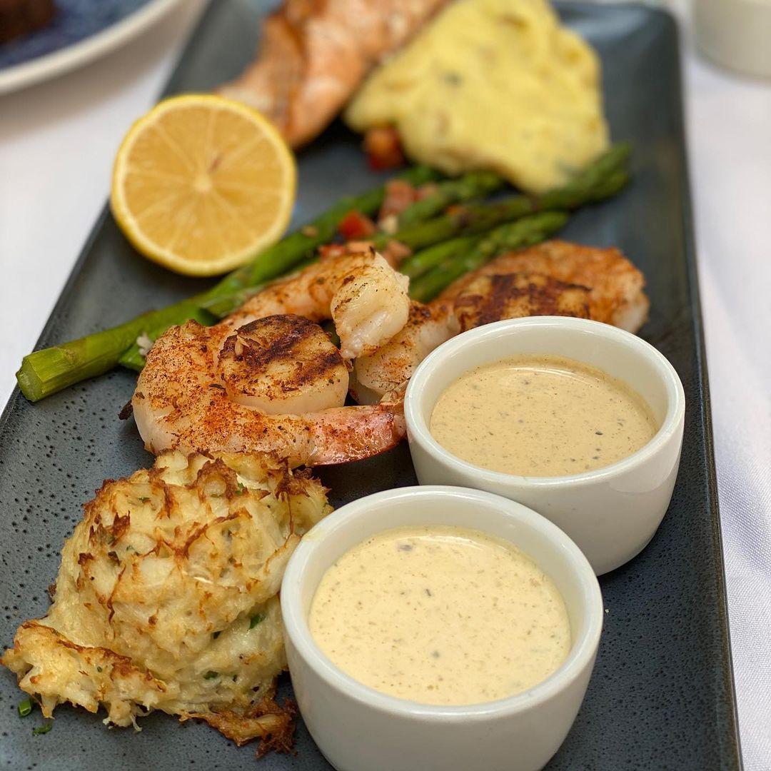 Devon Seafood & Steak menu in Oakbrook Terrace, Illinois, USA