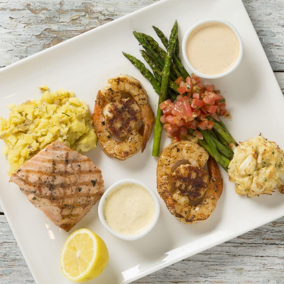 Devon Seafood & Steak menu in Oakbrook Terrace, Illinois, USA