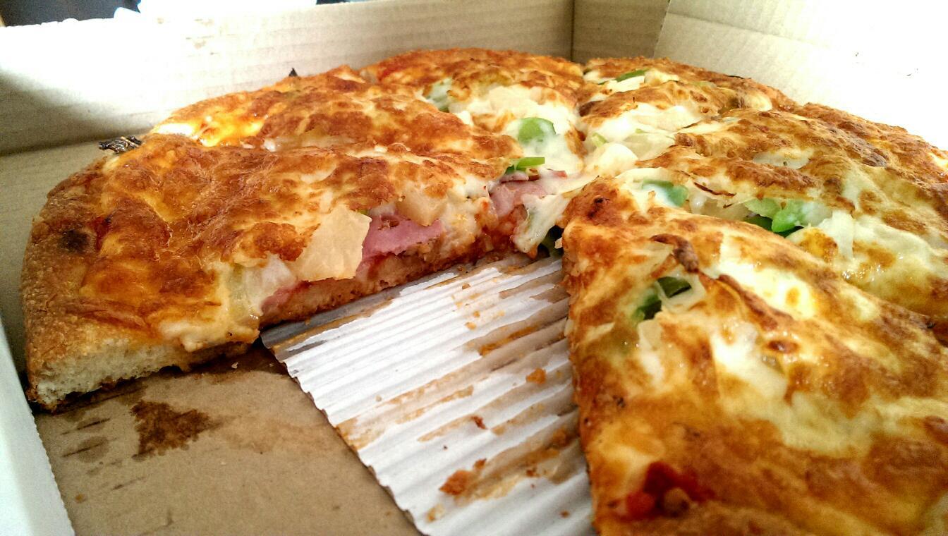 Lil AVA's Pizza menus in Fort St John, British Columbia, Canada