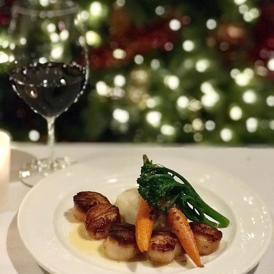 Russell's Restaurant & Loft menu in Bothell, Washington, USA