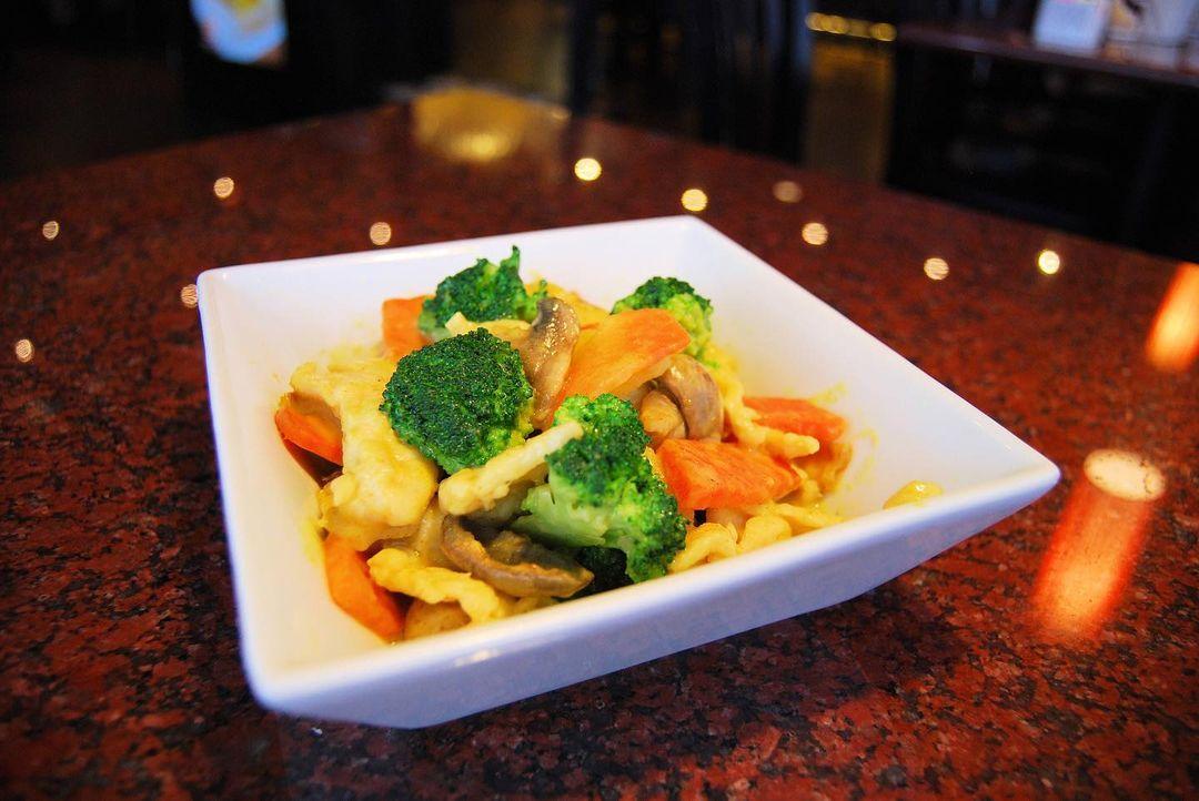 Ginger Red Asian Bistro menu in Mechanicsville, Virginia, USA