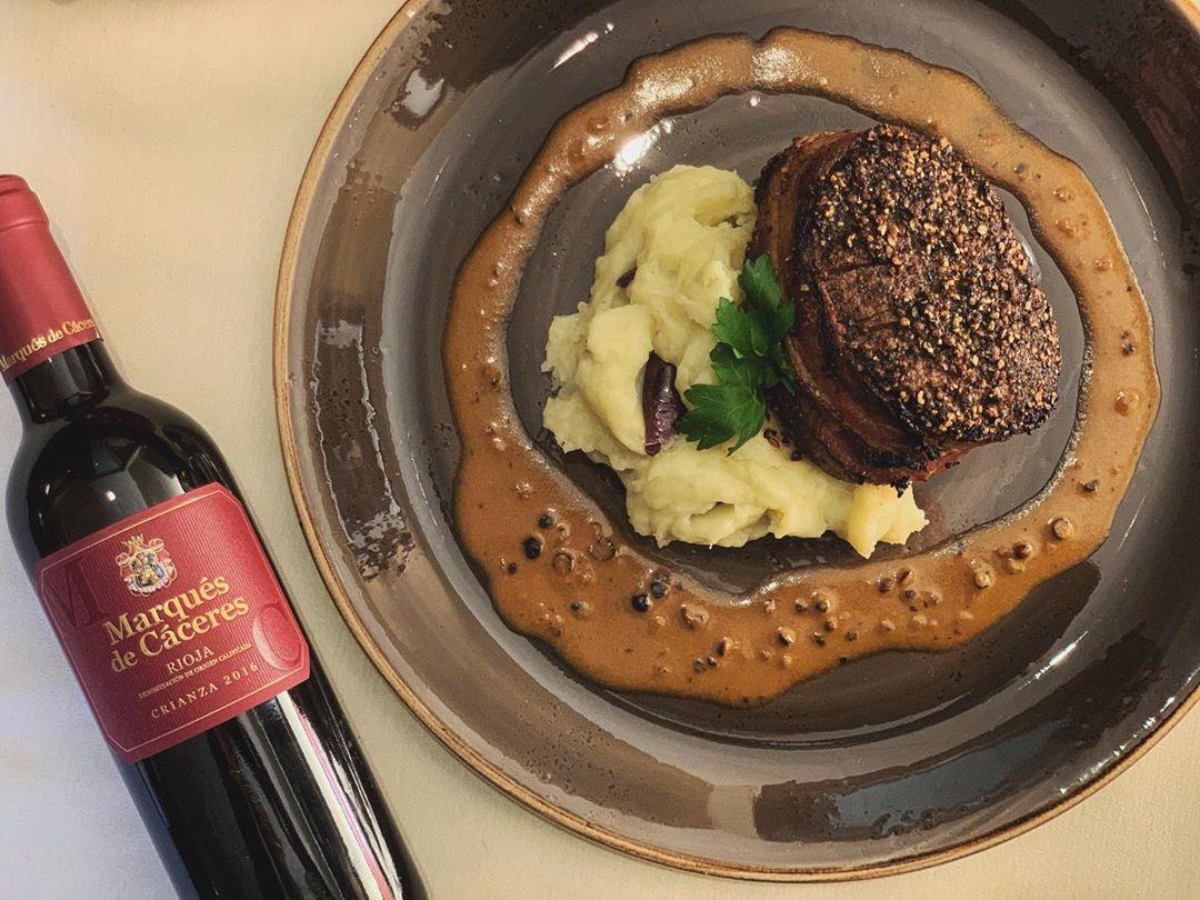 Tournedos Steakhouse menu in Rochester, New York, USA