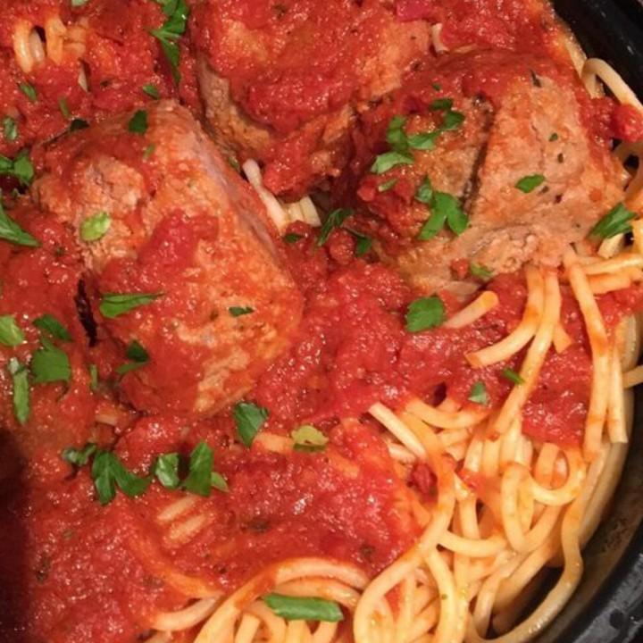 Arcuri's Pizza & Salad menus in Cos Cob, Connecticut, United States