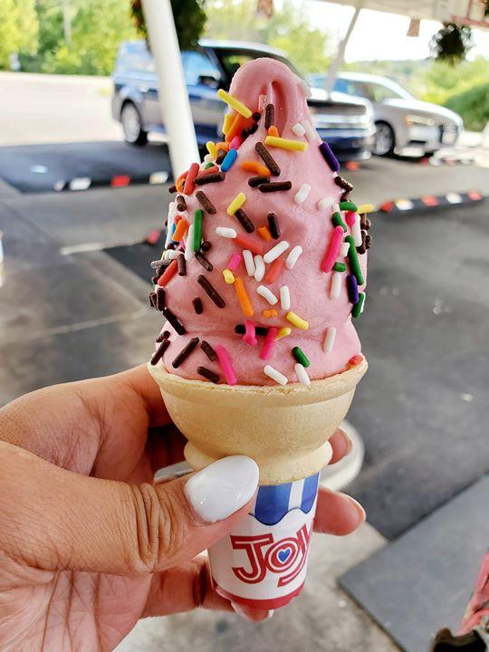 Kiltie Drive-In menus in Oconomowoc, Wisconsin, United States