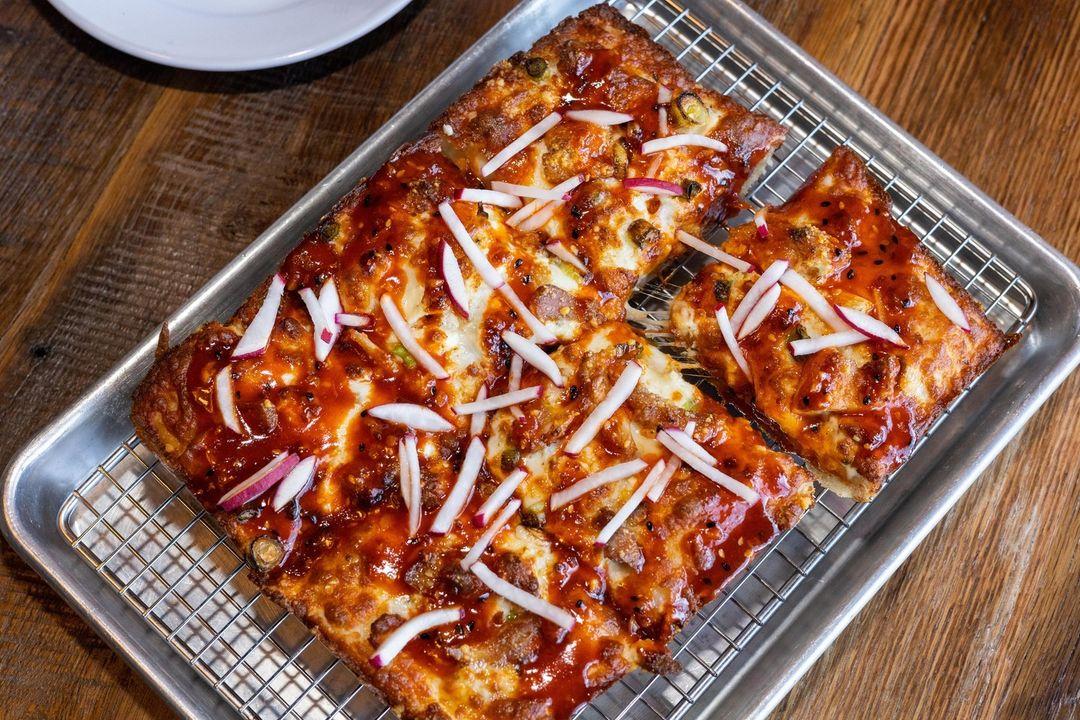 Emmy Squared Pizza: Old Town - Alexandria, Virginia menus in Alexandria ...