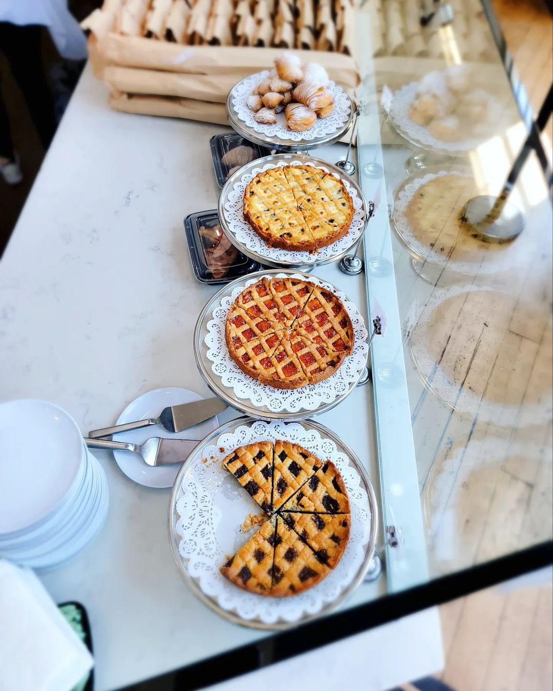 Pasta Sisters menus in Los Angeles, California, United States