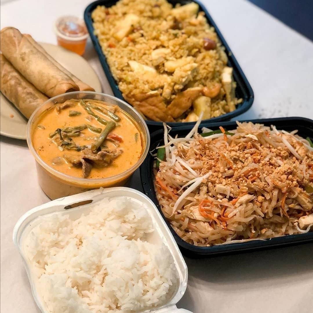 Isaan Der - Thai Kitchen & Bar menu in Toronto, Ontario, Canada