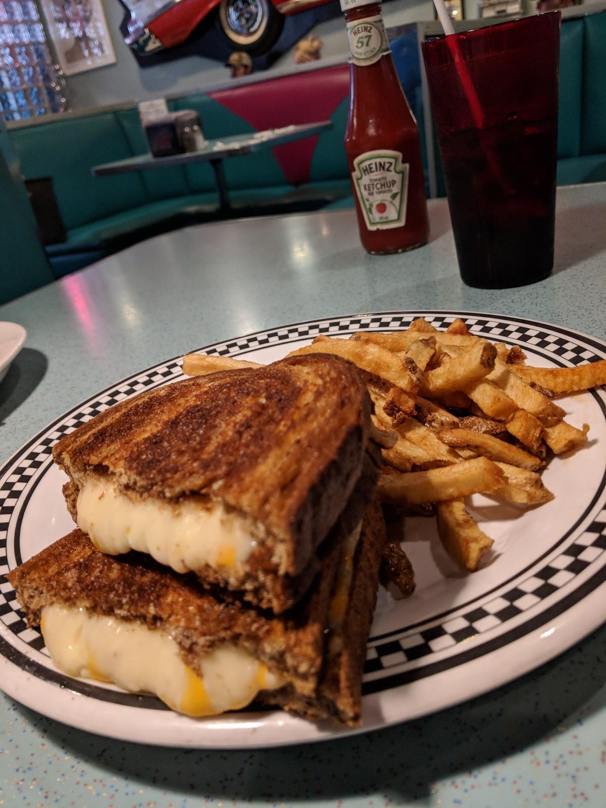 Melanie Pringles Restaurant menus in Whitby, Ontario, Canada