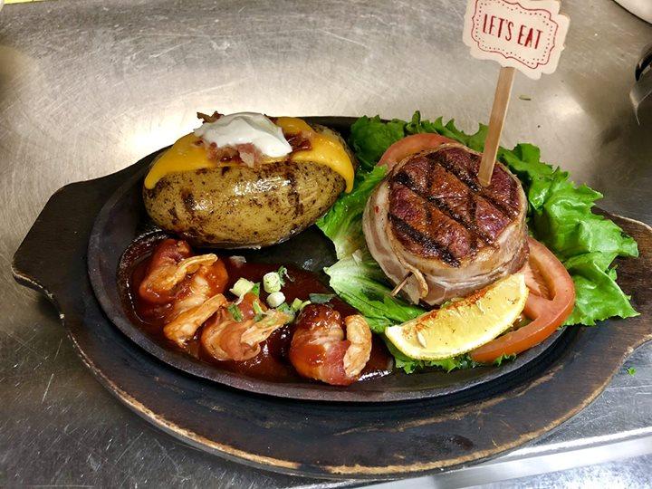 Stone Eagle Tavern menus in Rockford, Illinois, United States