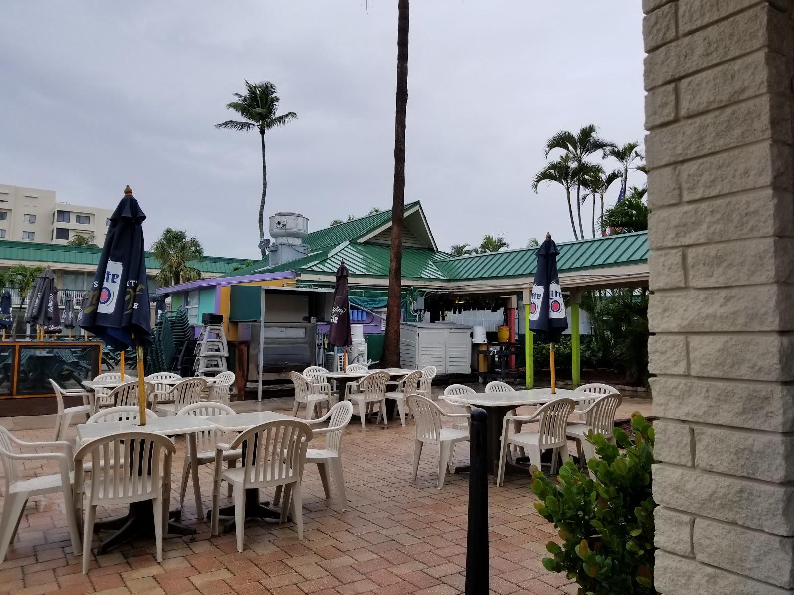 Pinchers menu in Naples, Florida, USA