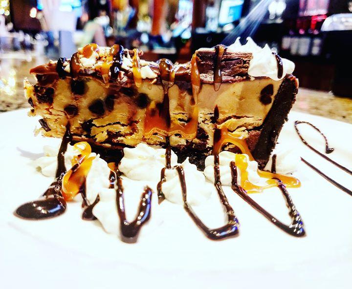 Giangelo's Pizzeria Italian Restaurant & Bar menus in Youngstown, Ohio ...