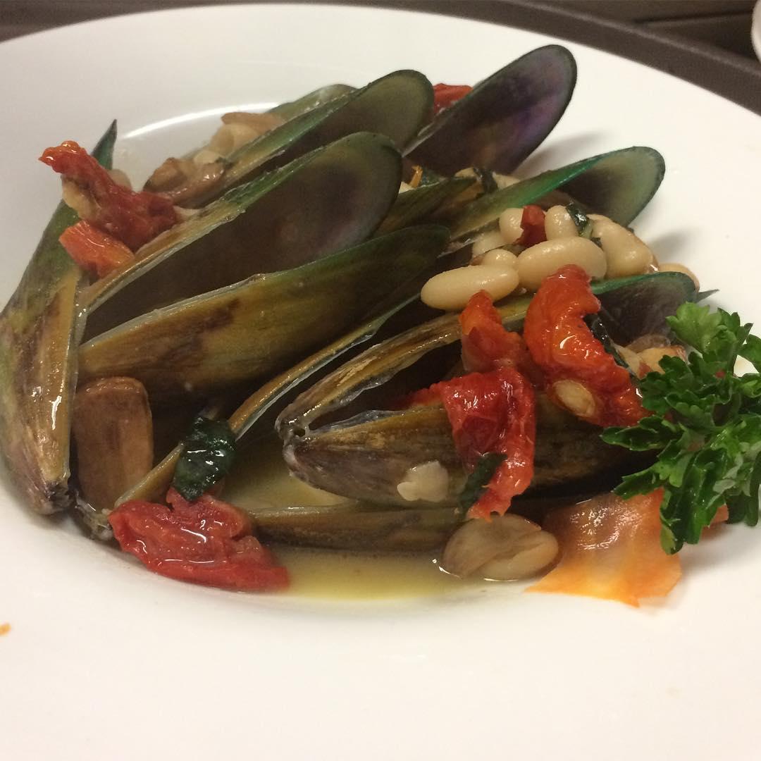 Armando's Tuscan Grill menu in River Vale, New Jersey, USA