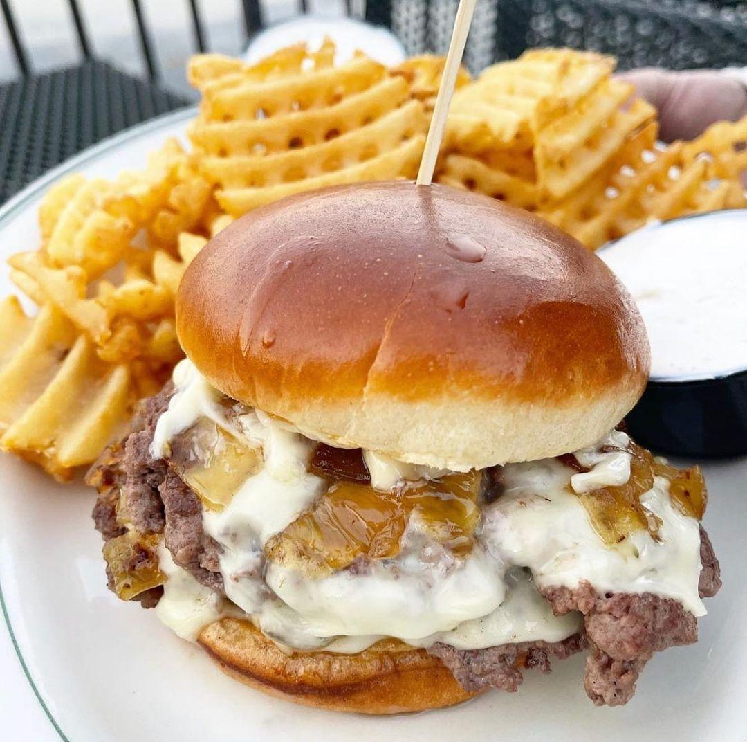 Maynards menu in Excelsior, Minnesota, USA