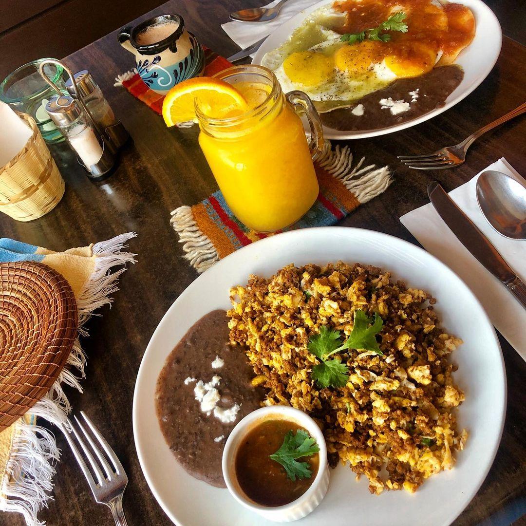 Photos for Azteca Grill & Bakery in Fallon, NV | Sirved