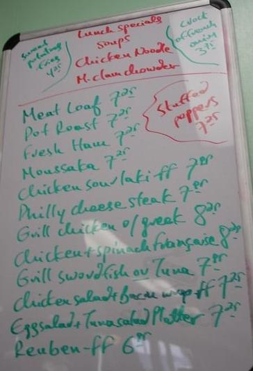 Menu - Patchogue NY's Peter's Luncheonette | Sirved