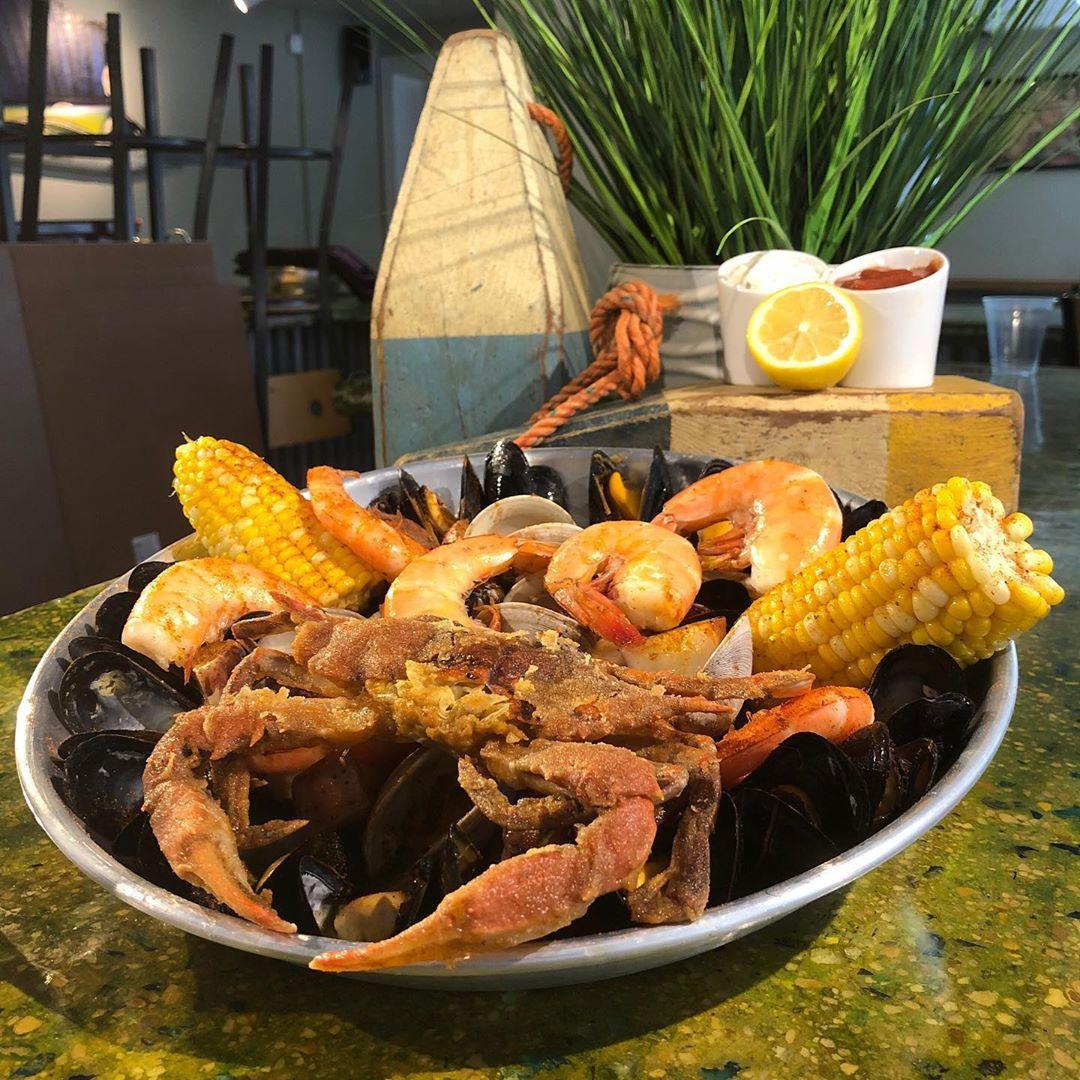 Lures Bar and Grille menu in Crownsville, Maryland, USA