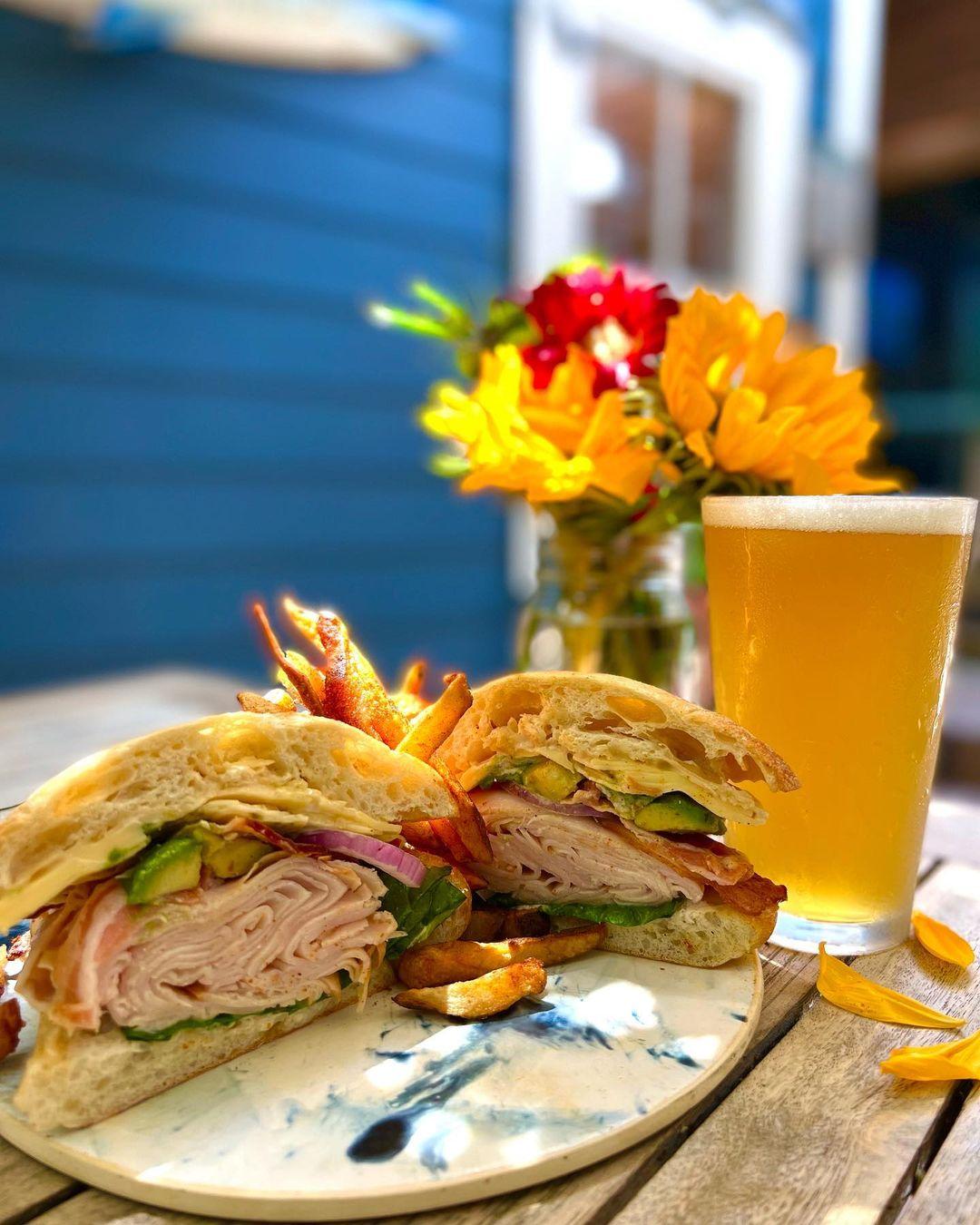 Lures Bar and Grille menu in Crownsville, Maryland, USA