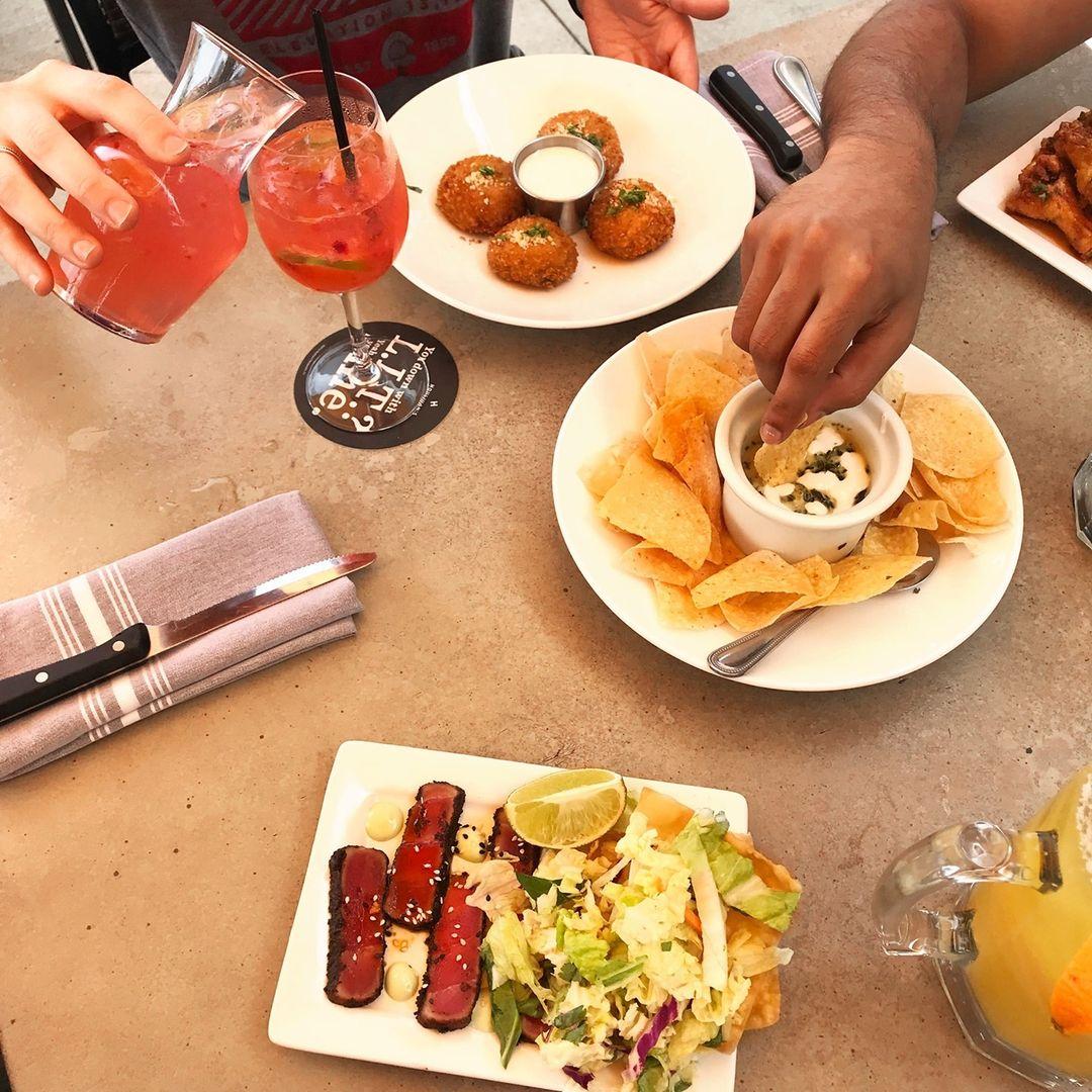 Houlihan's menu in Eagan, Minnesota, USA