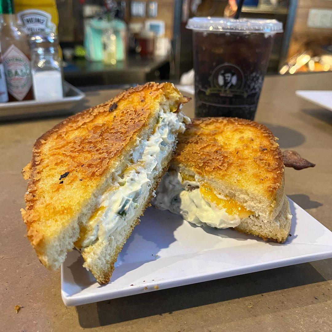 Johnny's Tavern Topeka menus in Topeka, Kansas, United States