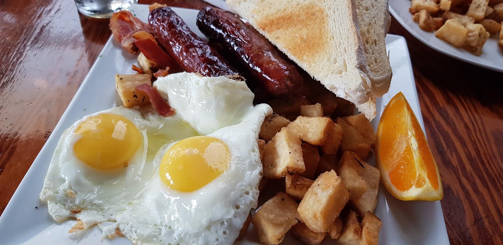 Flying Beaver Bar & Grill menus in Richmond, British Columbia, Canada