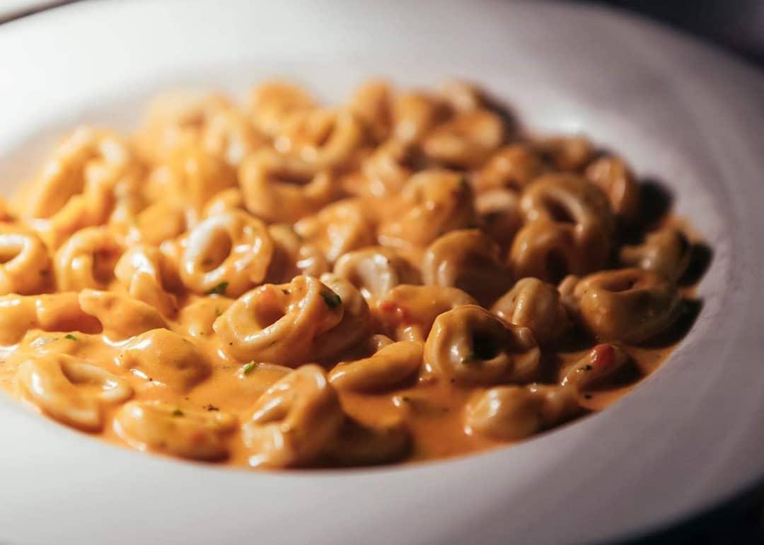 Vivaldi menus in Pierrefonds, Quebec, Canada