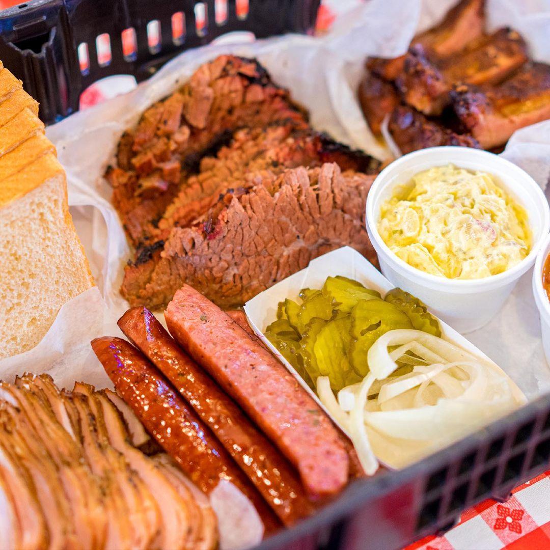 Rudy's "Country Store" and Bar-B-Q menu in Laredo, Texas, USA