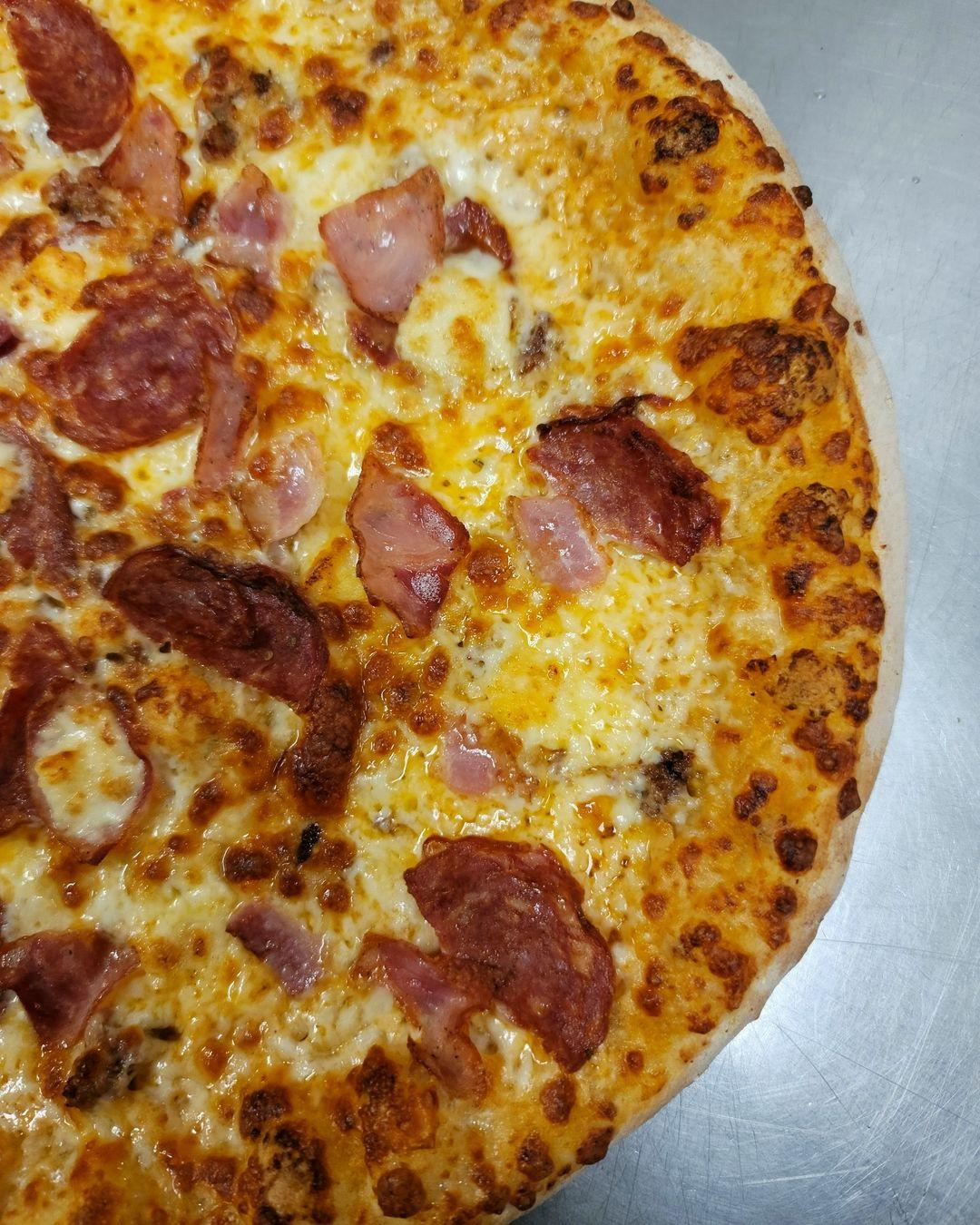 Eat Local Pizza menus in Thunder Bay, Ontario, Canada