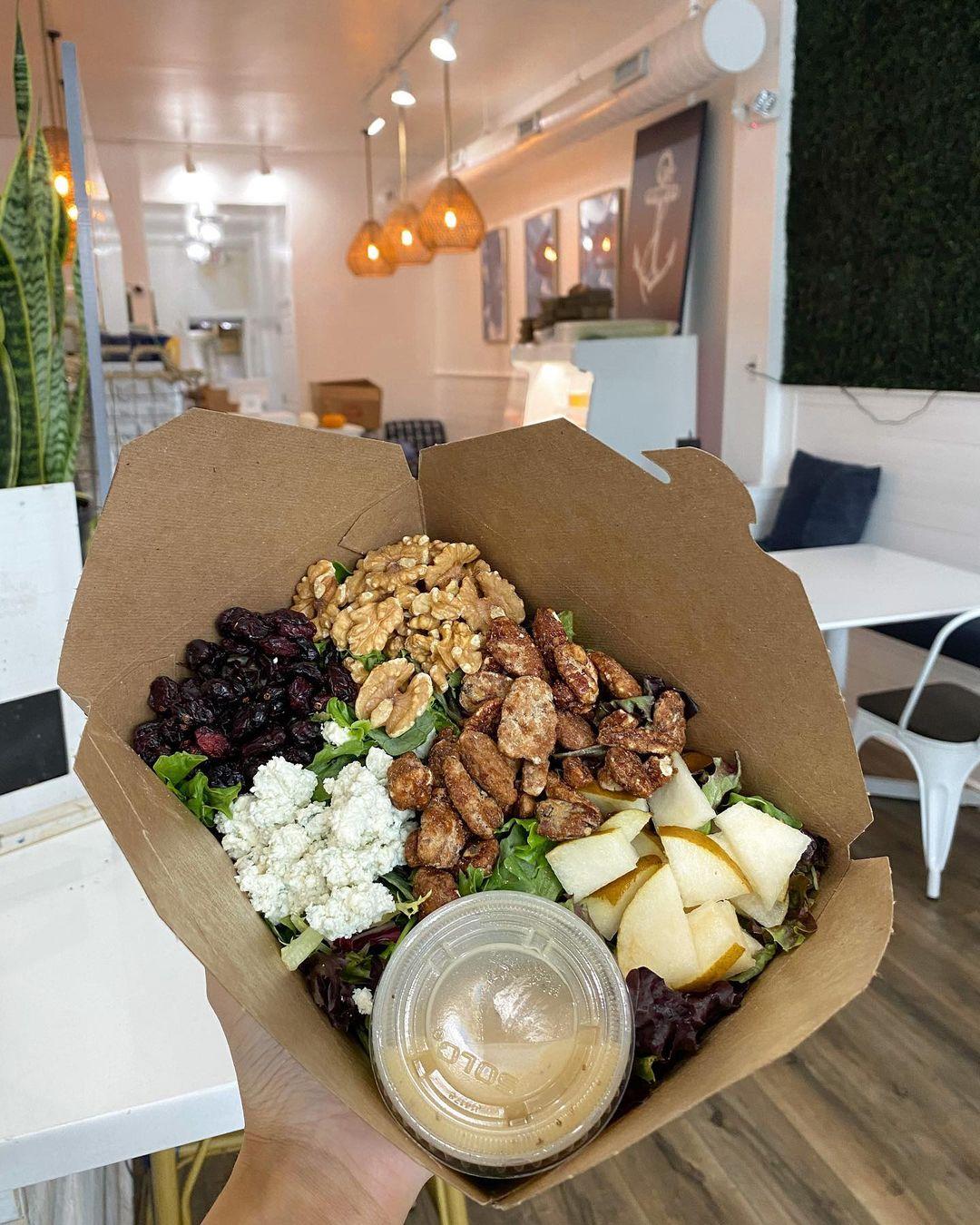 The Juice Pod menu in Springfield, Pennsylvania, USA