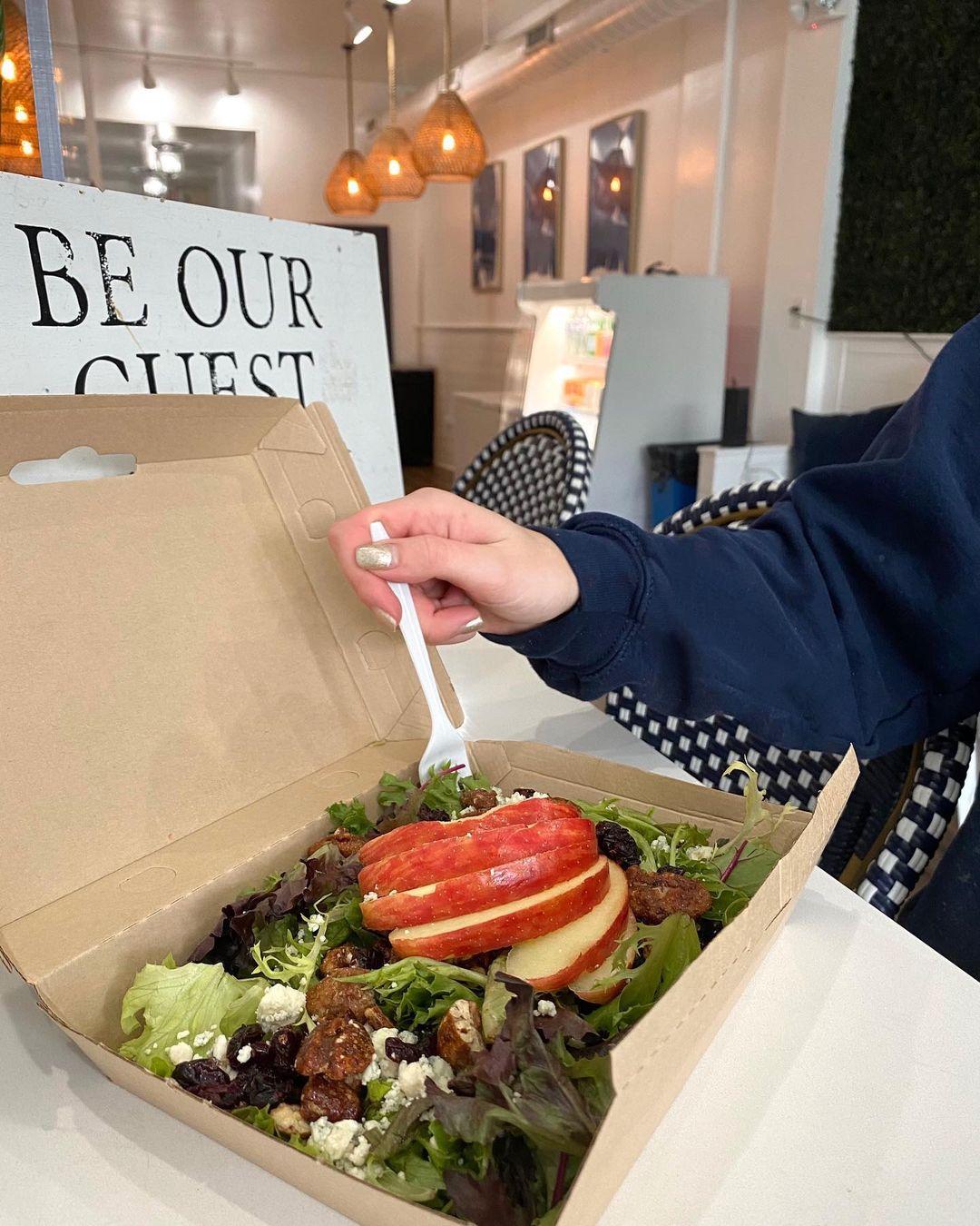 The Juice Pod menu in Springfield, Pennsylvania, USA