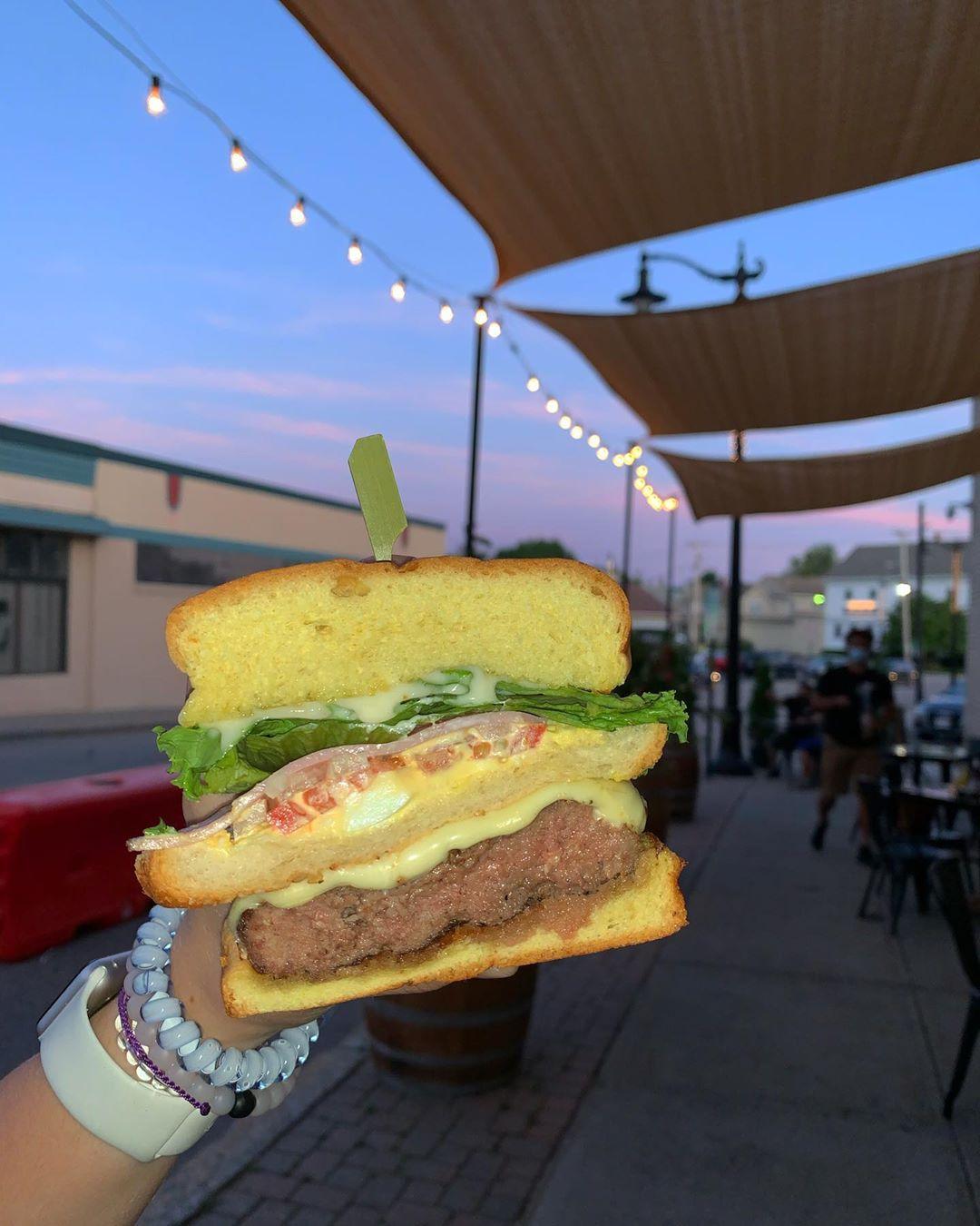 Lewis' Restaurant & Grille menu in Norwood, Massachusetts, USA