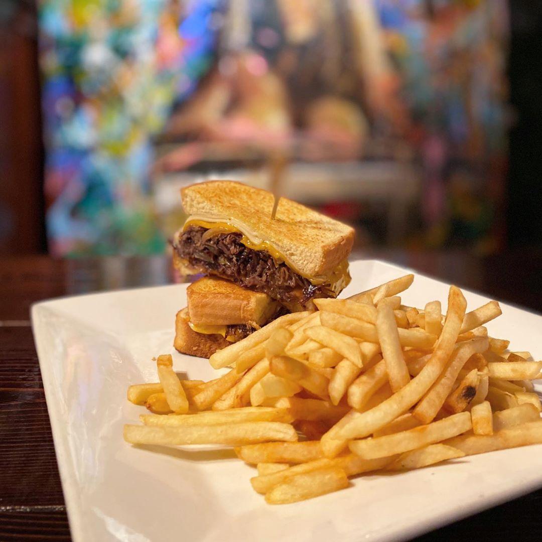 Lewis' Restaurant & Grille menu in Norwood, Massachusetts, USA