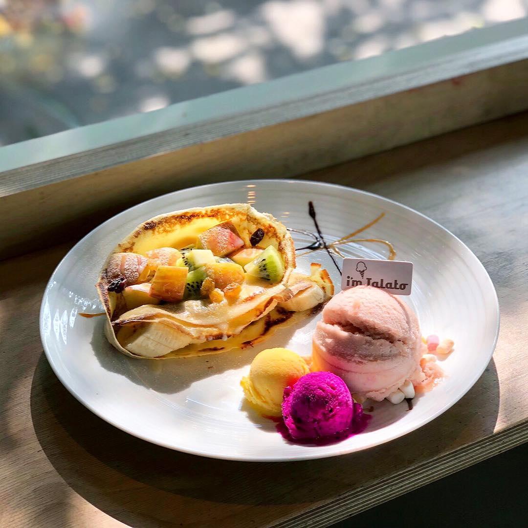 Breka Bakery & Café (Davie) menu in Vancouver, British Columbia, Canada