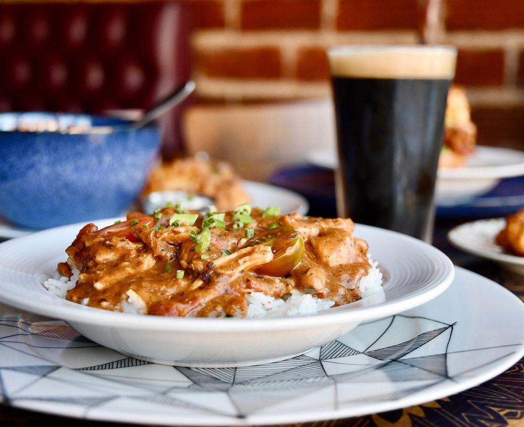 Rood menus in Lakewood, Ohio, United States