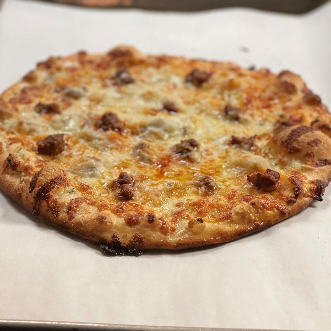 Photos for Need Pizza in Cedar Rapids, IA | Sirved