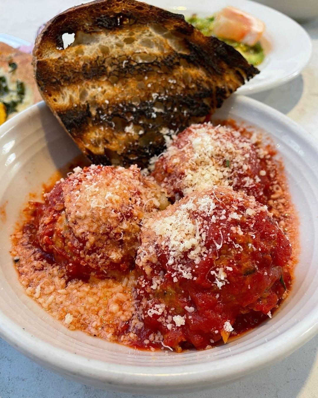 Pitfire Artisan Pizza menu in Pasadena, California, USA