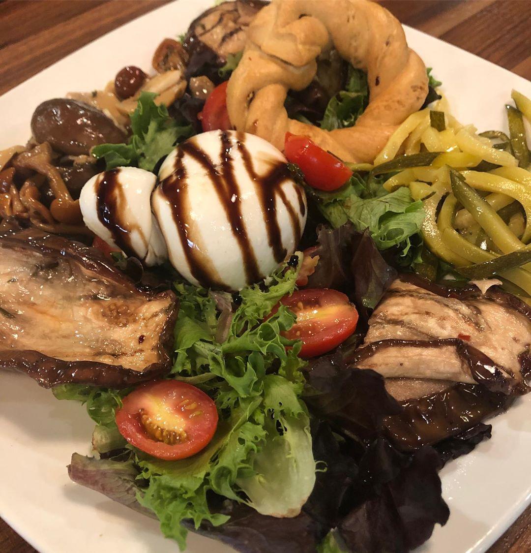 Rizzo's Malabar Inn menu in Crabtree, Pennsylvania, USA