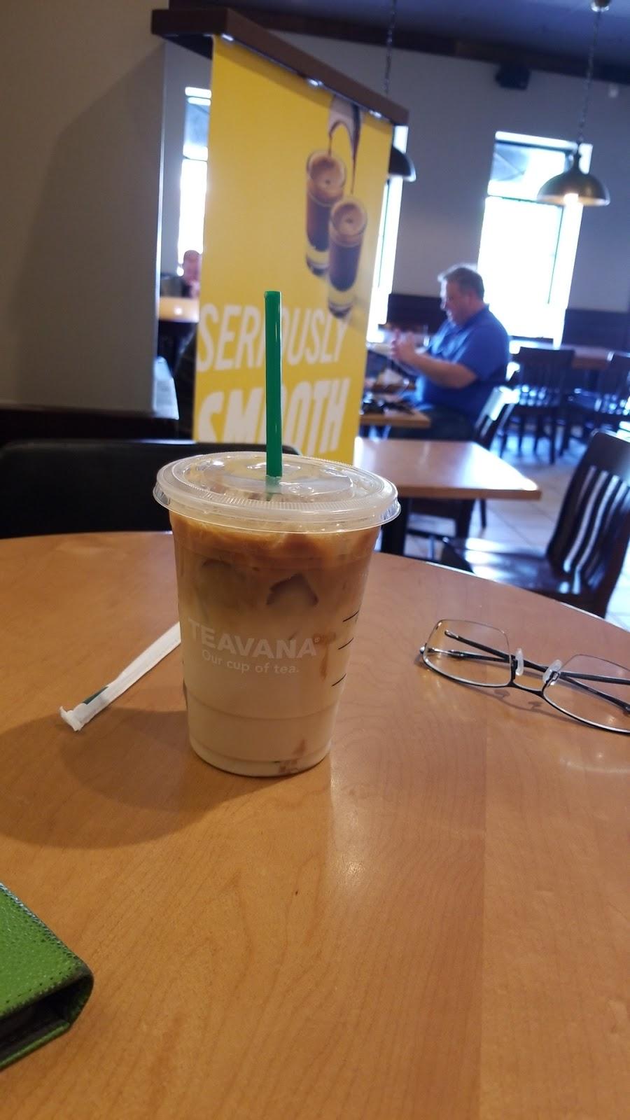 Starbucks menu in Oakwood, Ohio, USA