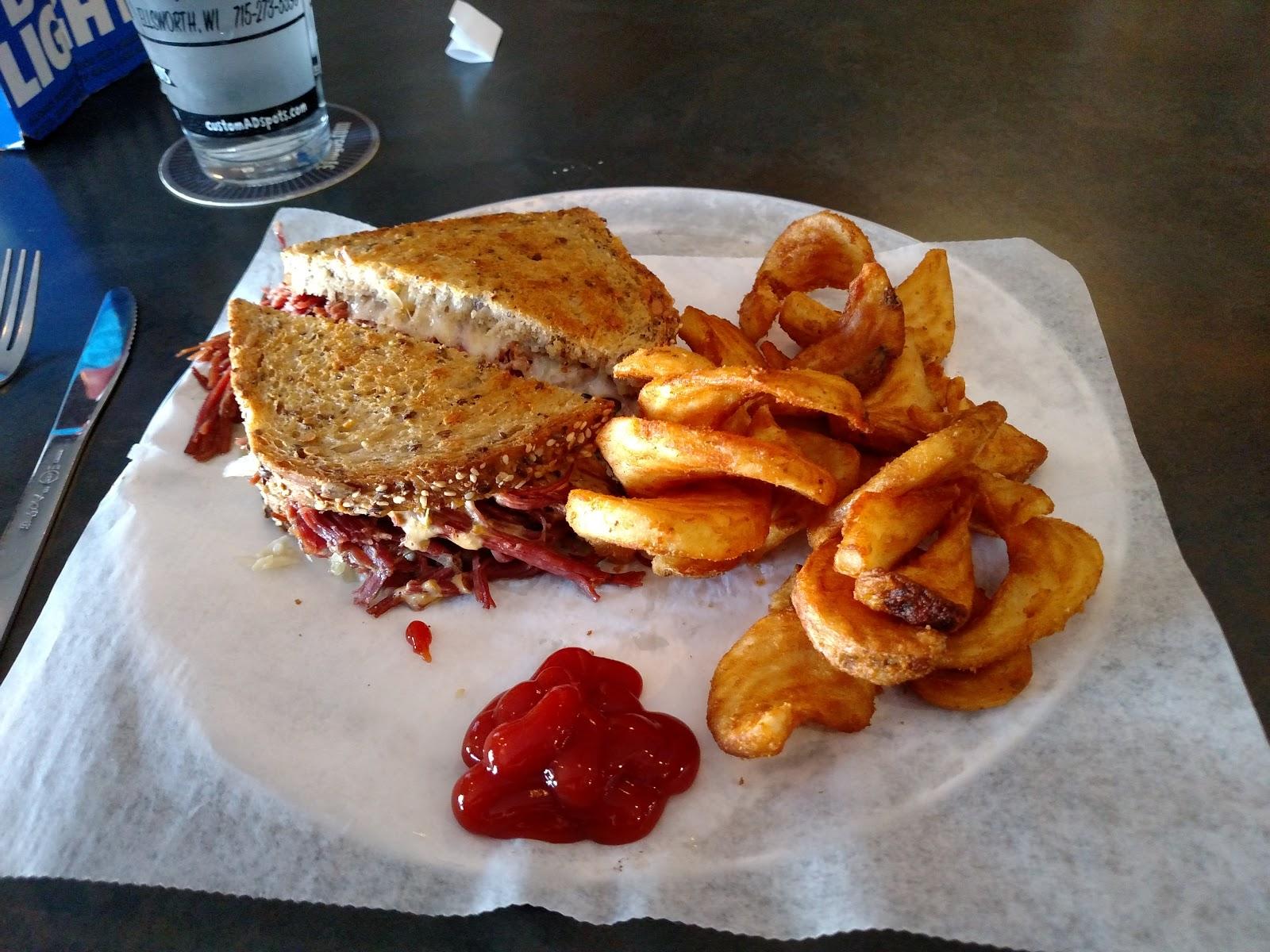 Common Man Tap & Table menu in Ellsworth, Wisconsin, USA