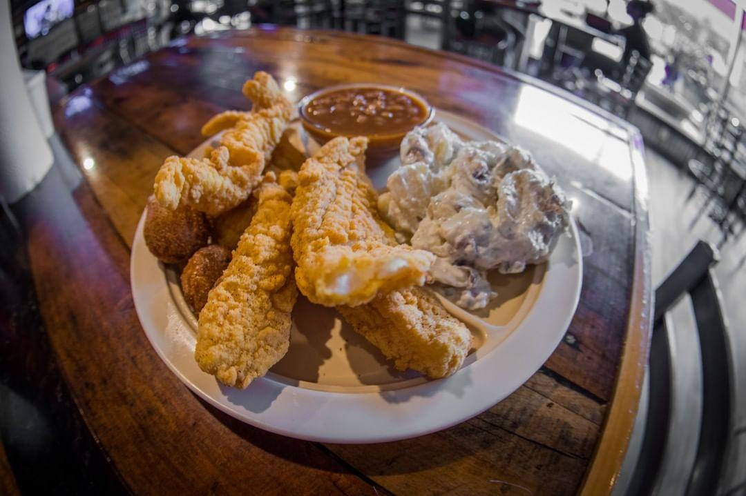 Knuckleheads menu in Ocean Springs, Mississippi, USA