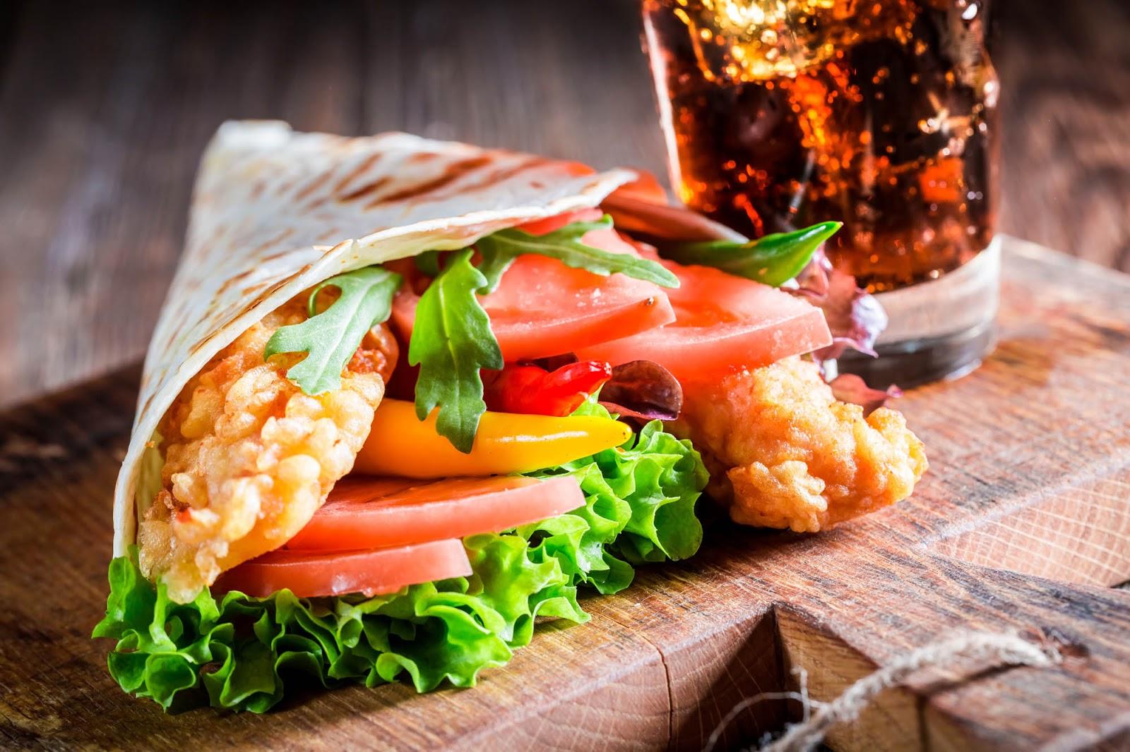 Lakeside Pizza & Seafood menu in Tyngsborough, Massachusetts, USA