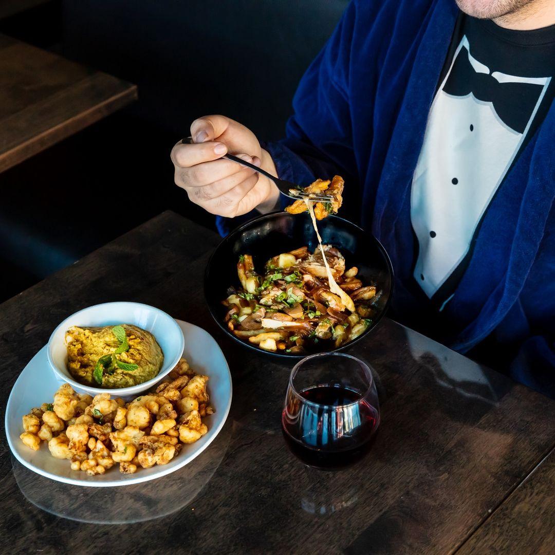 St. Louis Bar & Grill menu in Barrie, Ontario, Canada