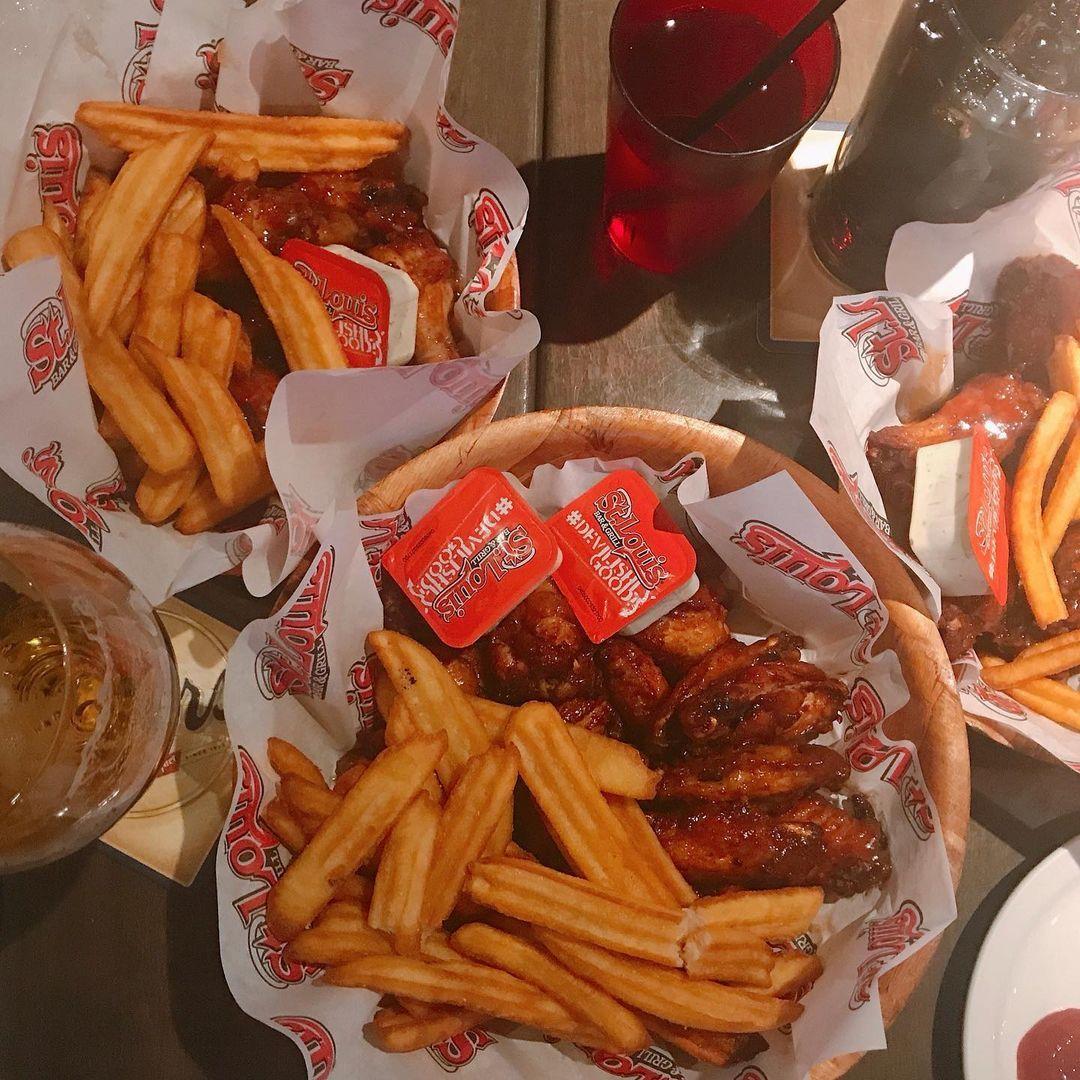 St. Louis Bar & Grill menu in Kingston, Ontario, Canada